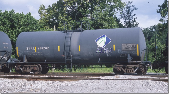 CSXTHS - Rail Fanning - Tank Car Cornucopia - 09-01-2014