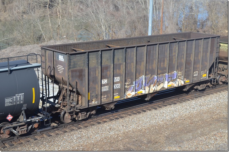 CSXTHS - Rail Fanning - Freight Car Cornucopia - 10-02-2023